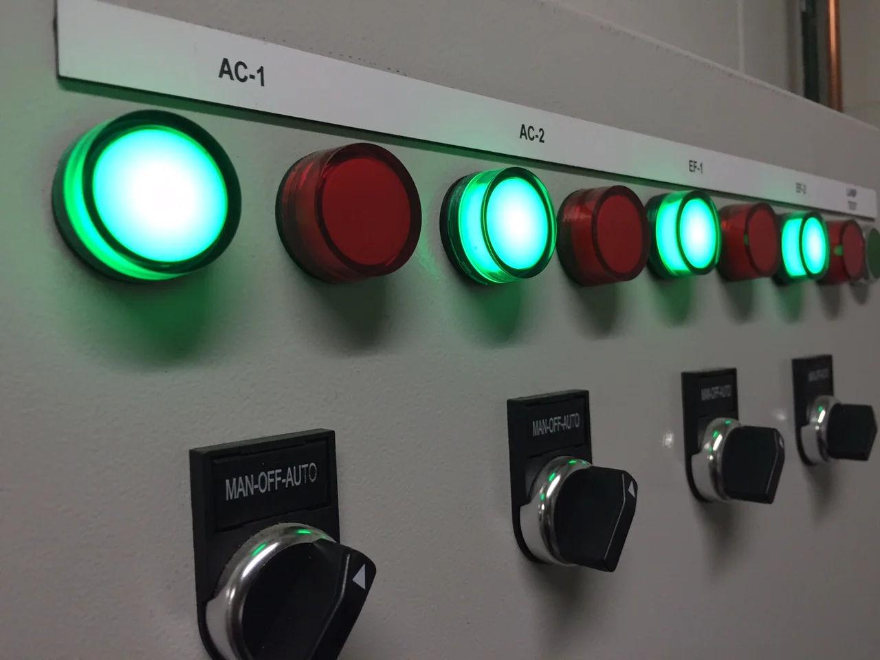 Insight Control-Mechanical Electrical Services