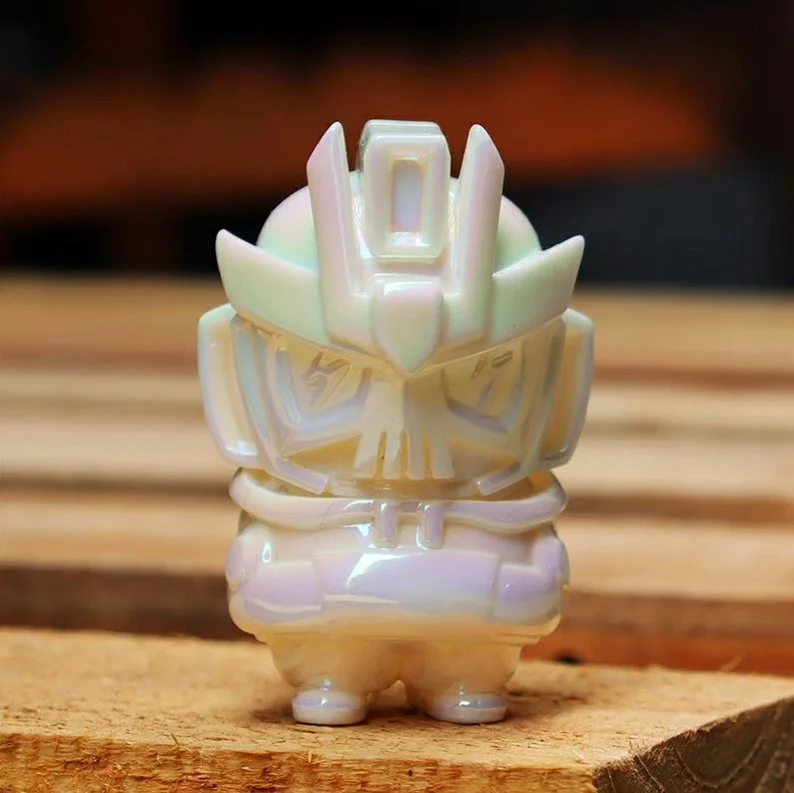 Devil Toys x Quiccs Nano TEQ63 Prismatic White Edition — Ko-Re Ko-Re