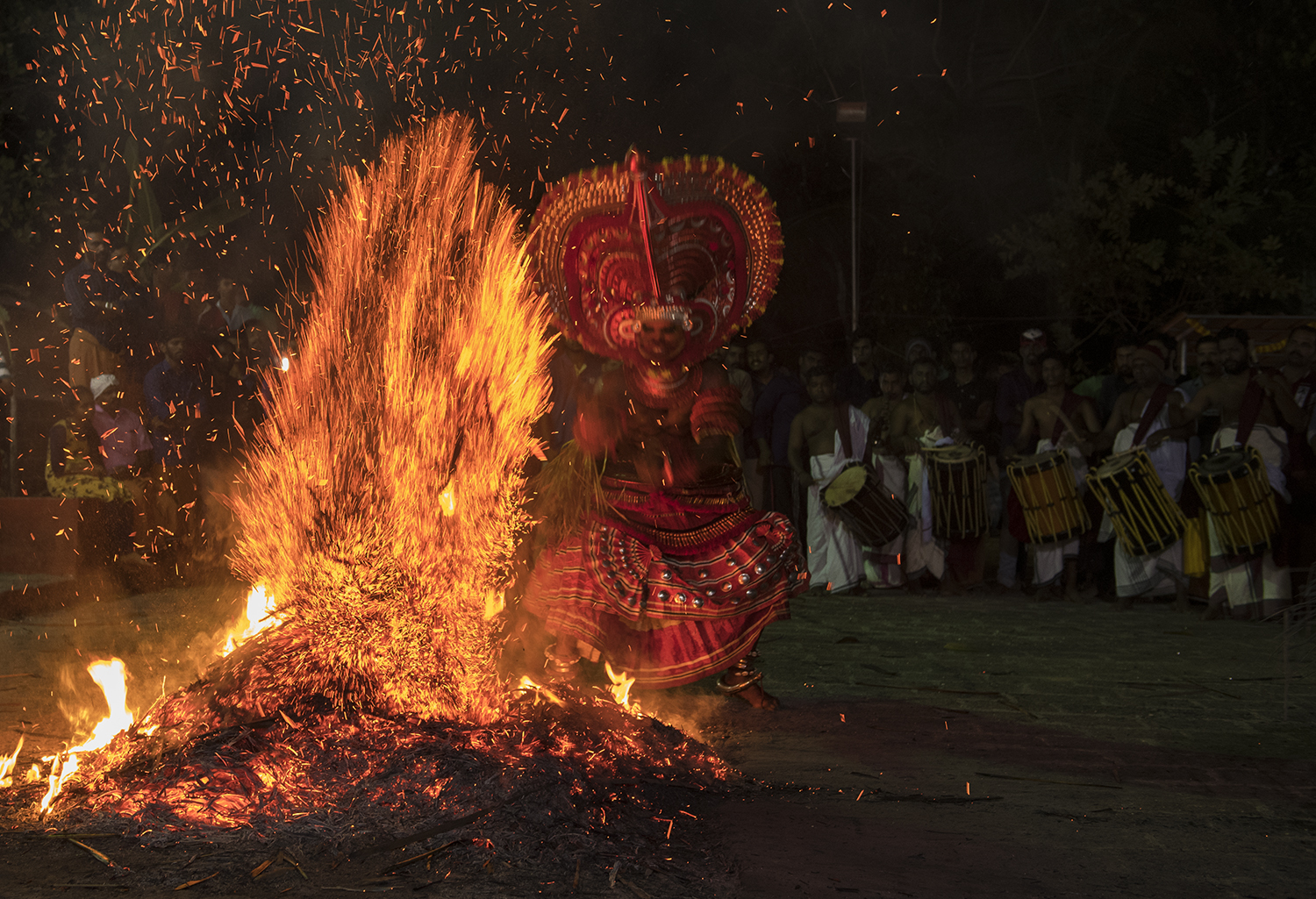 Thee Chamundi Theyyam