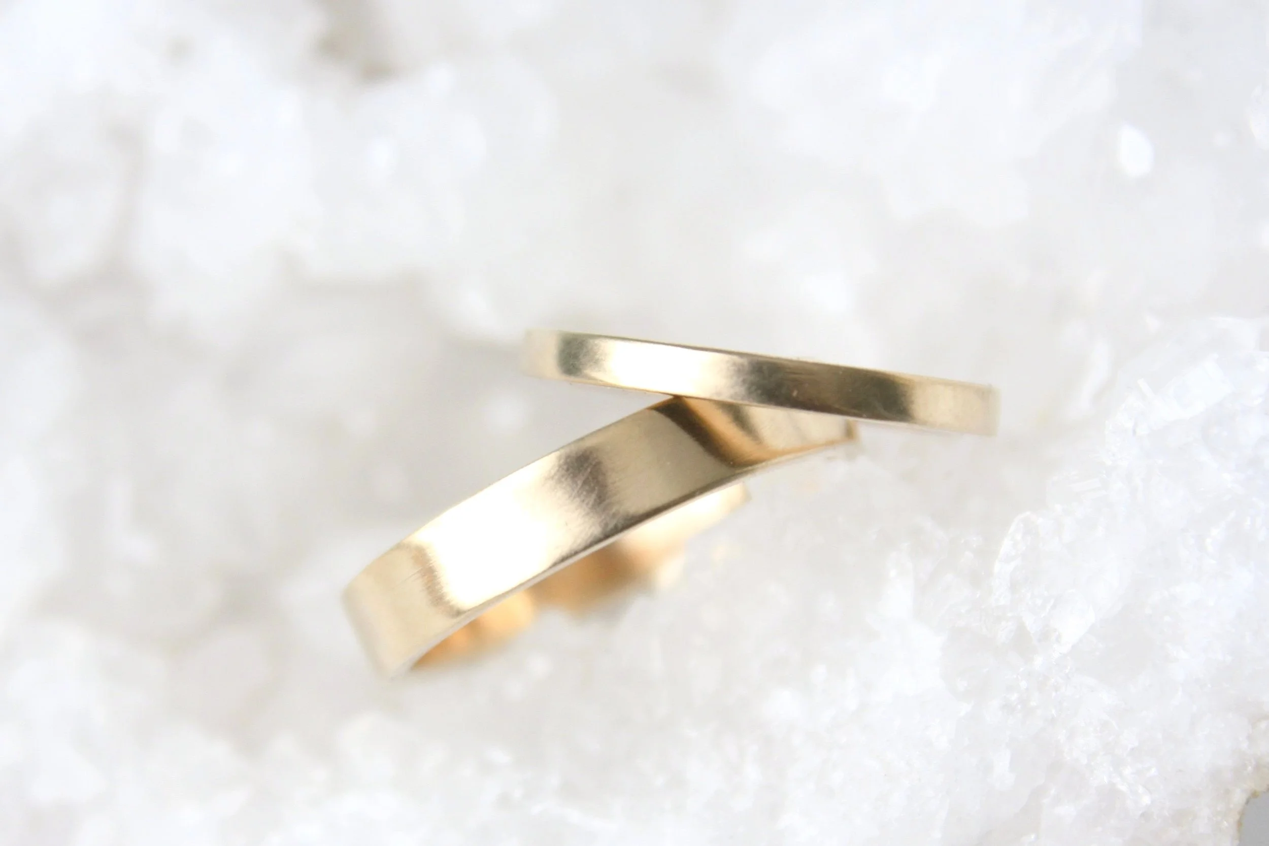Simple Gold Wedding Ring Sets