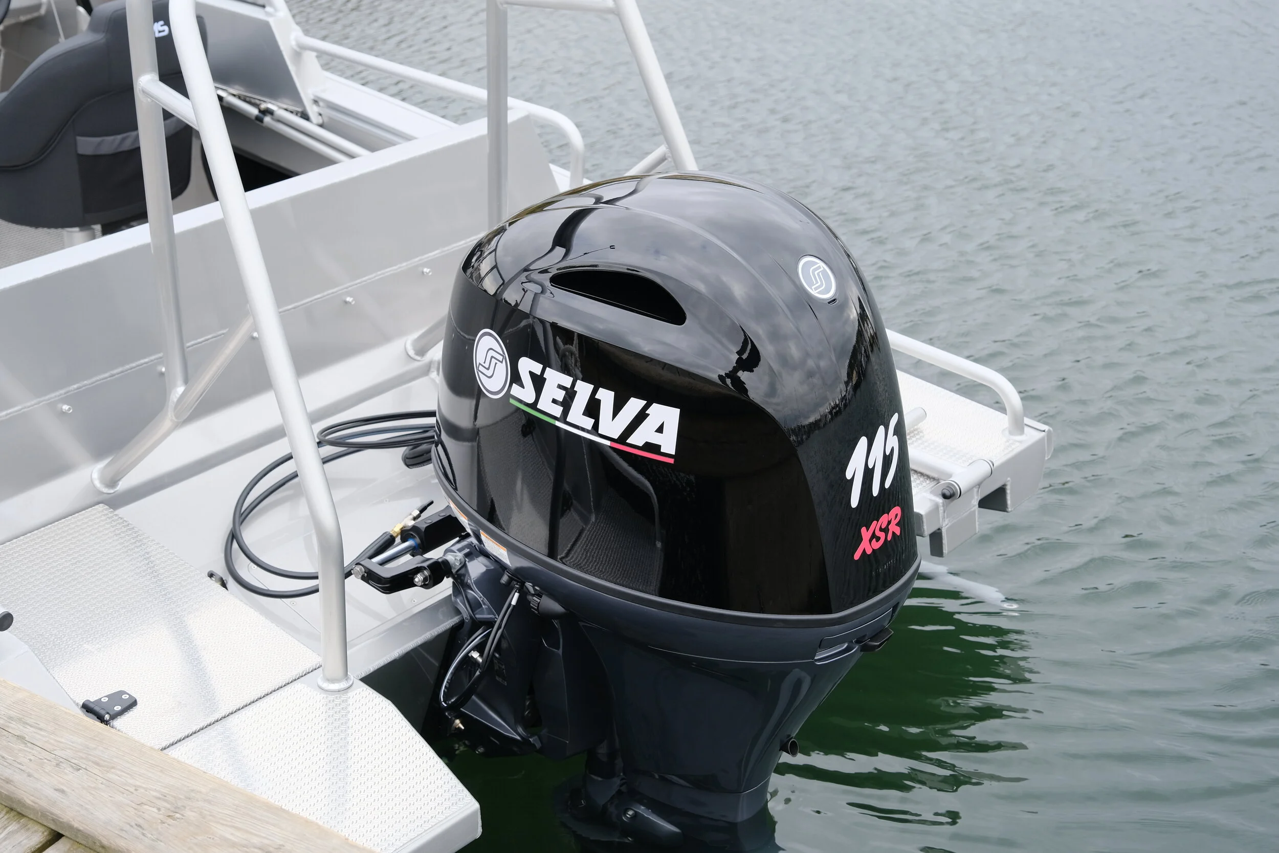 Motorer — UMS Boats Aluminiumbåtar