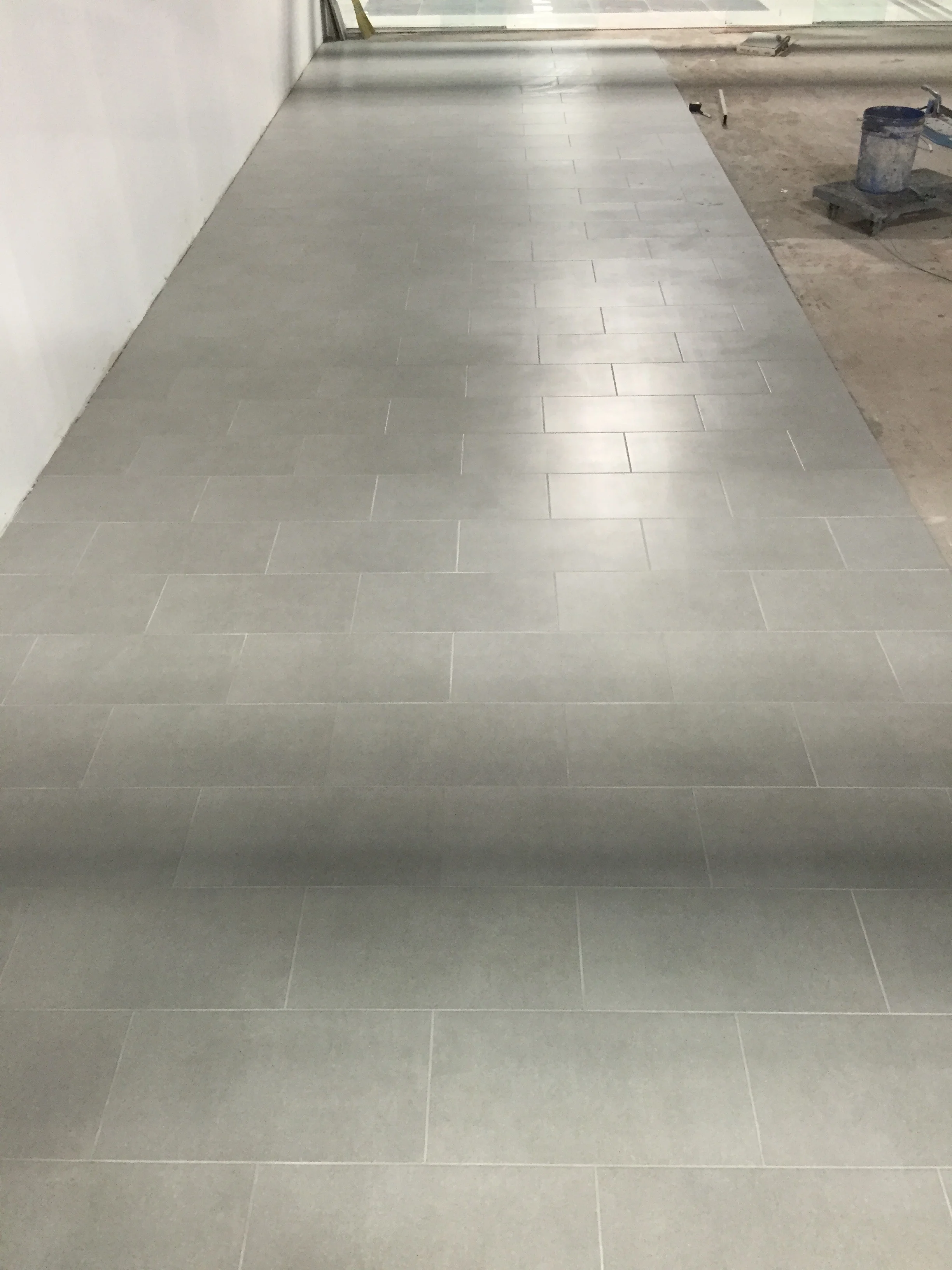 Licensed tile installers with extensive commercial tiling experience ...