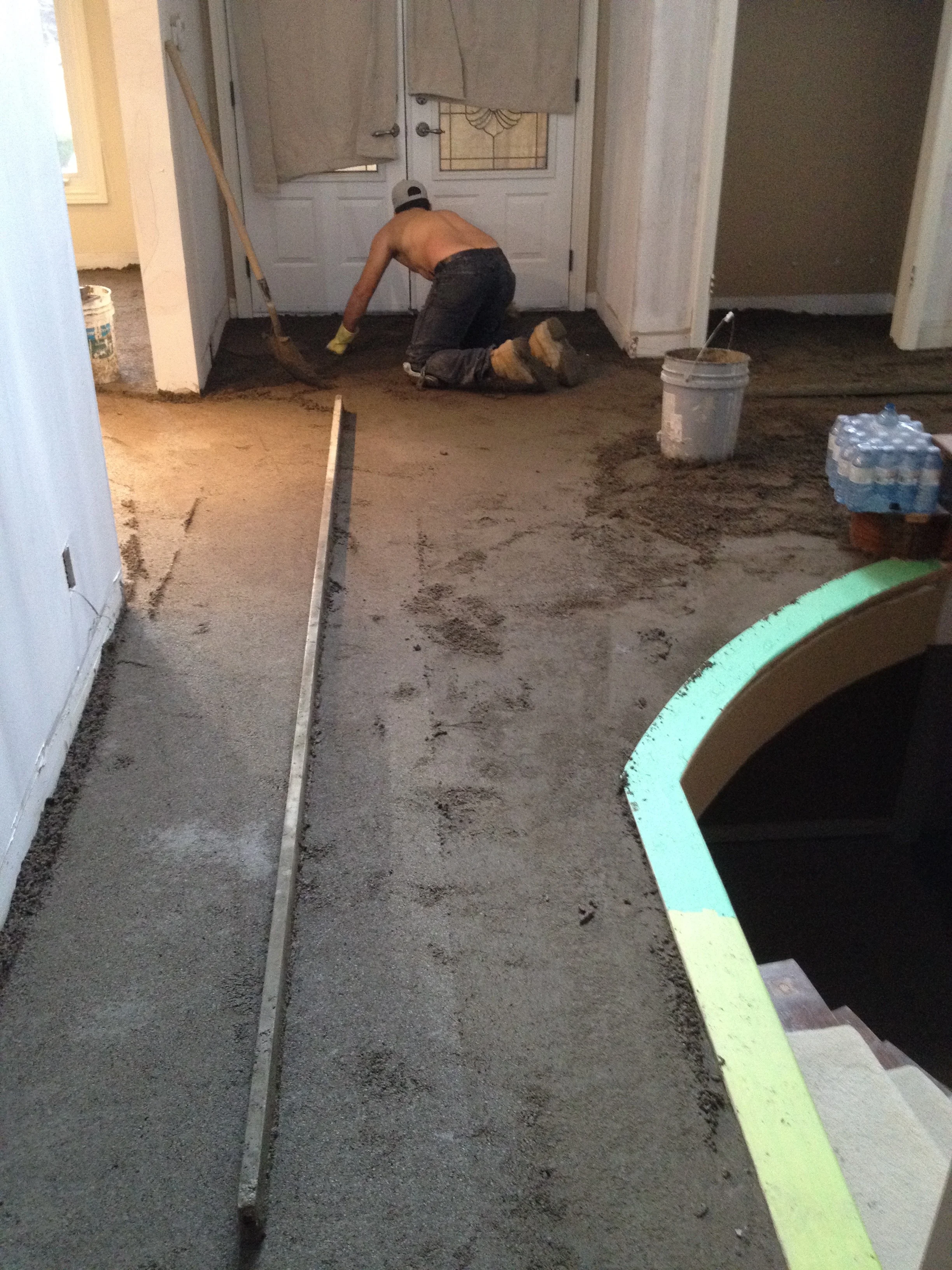 Floor Leveling and self leveling professional will preparing your ...