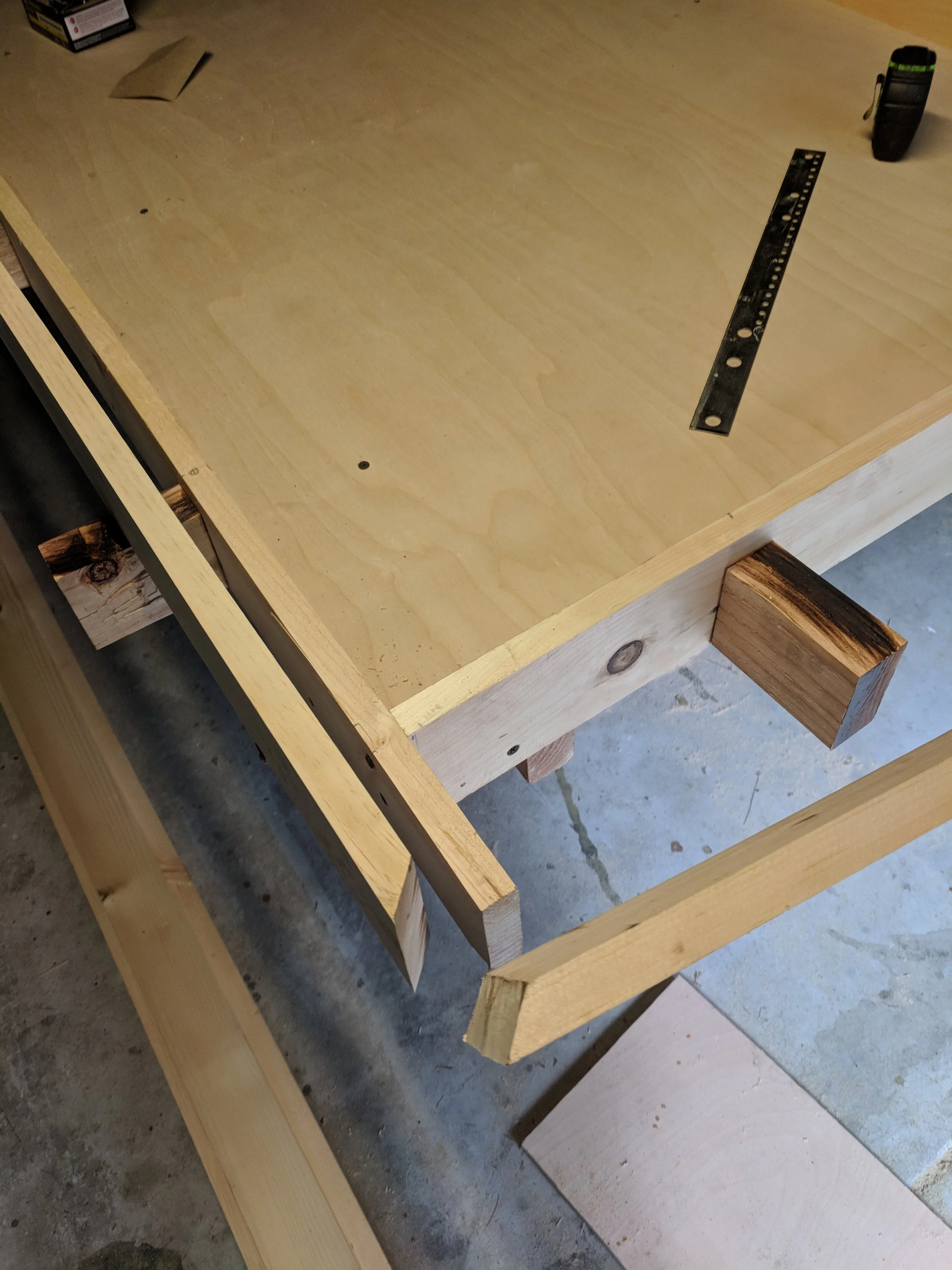 How to Build it; Custom Gaming Table — Idiot Tantrum