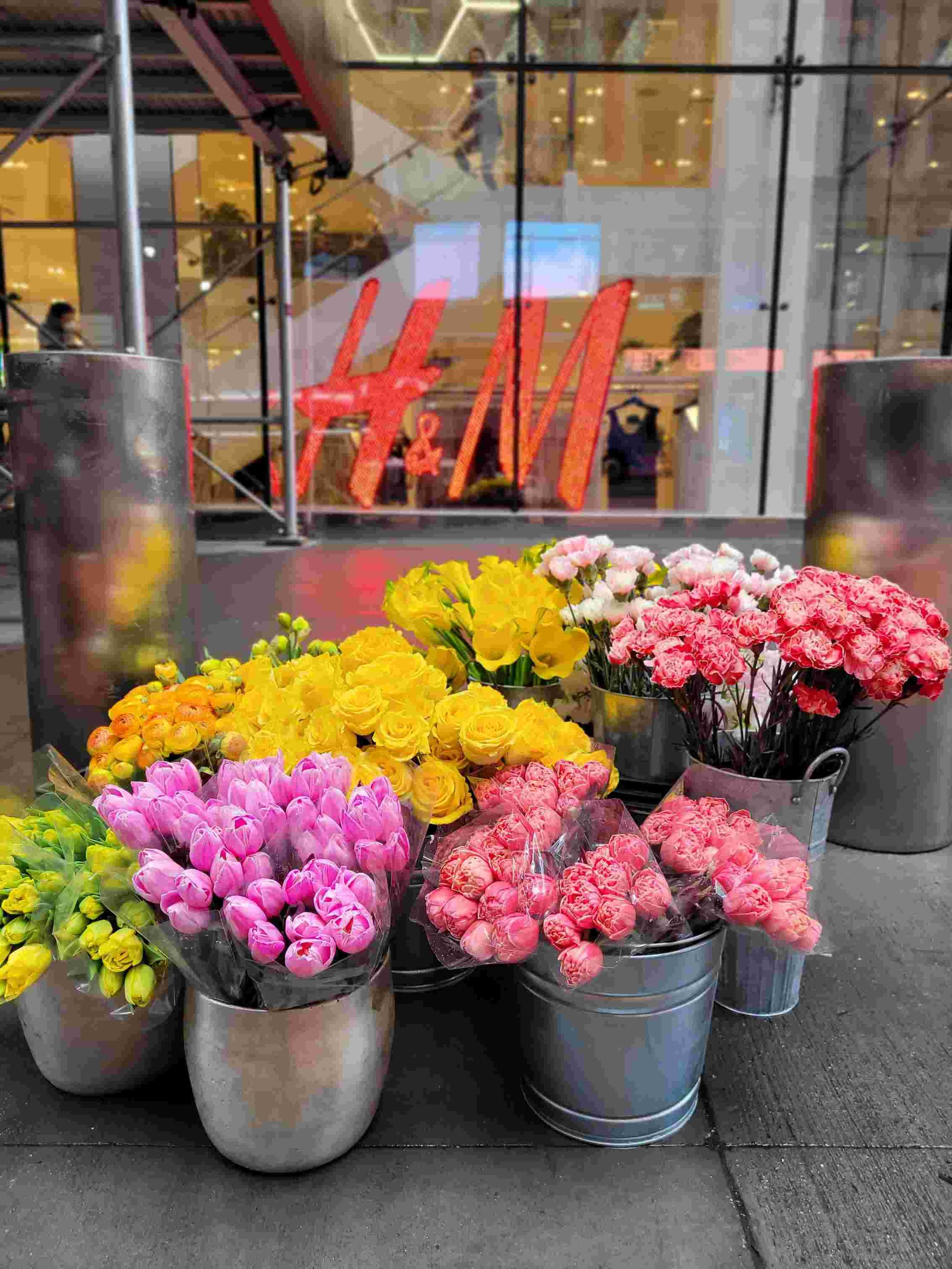 Brand Activation Events Floral Design Gallery — The Mini Rose Co.