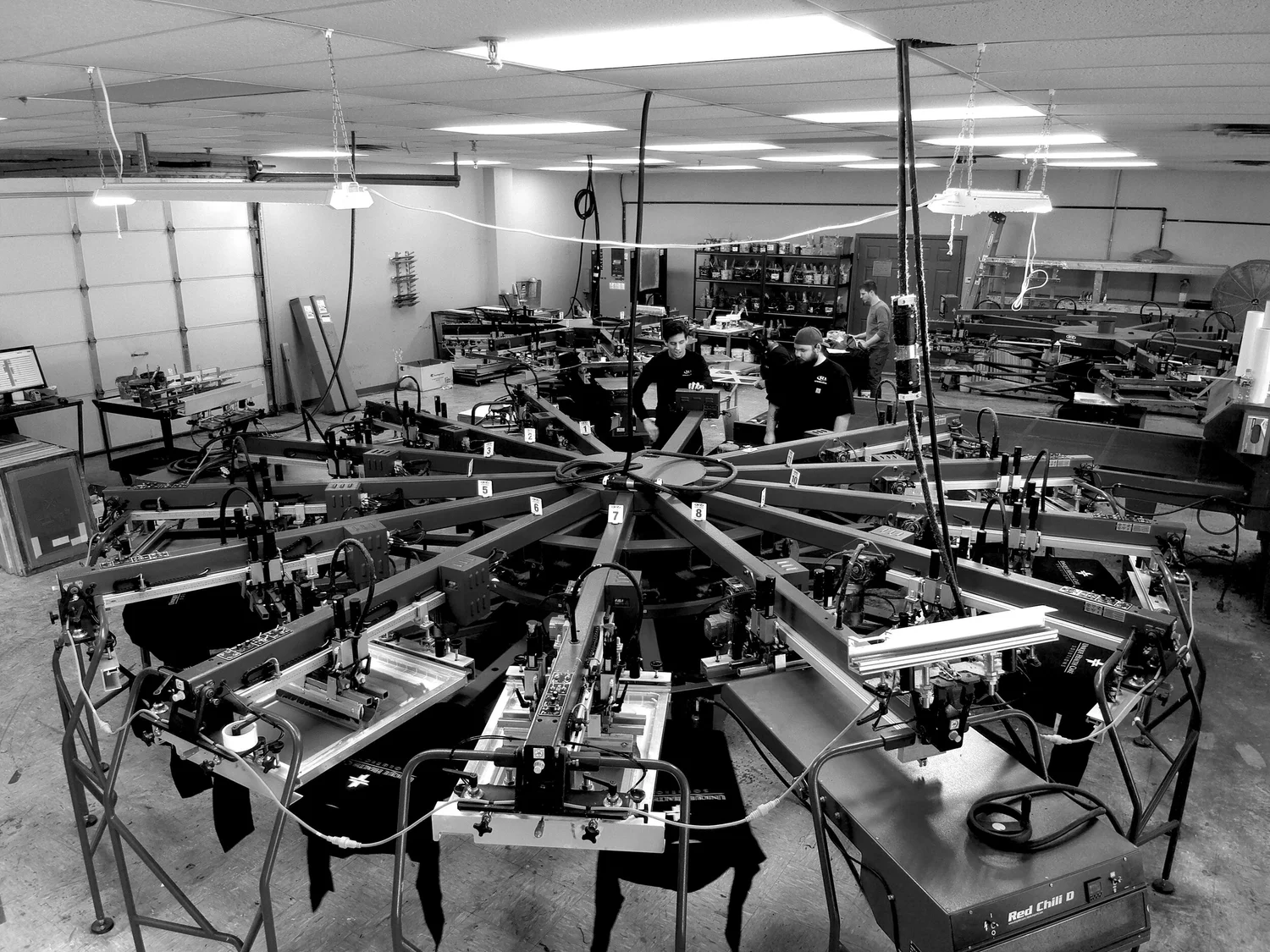 SLI Custom Signs & Apparel | Creative Brand Experts