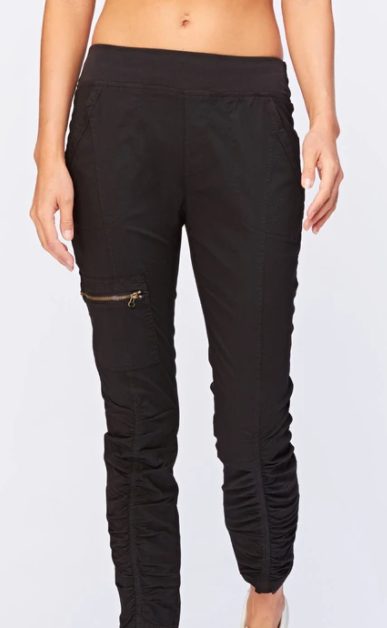 Women's Apparel — Petals & Pearls Boutique