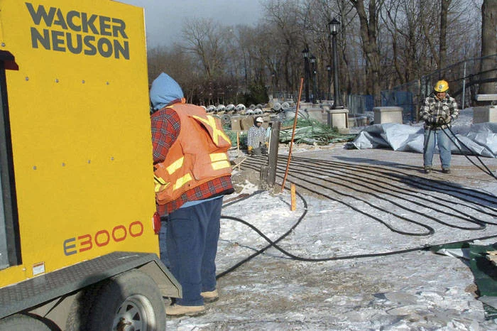 Wacker Neuson E3000 — Remote Heat
