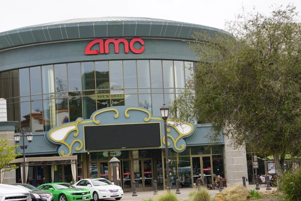 Muvico Brand is No More in Thousand Oaks After Placement of AMC Signs ...