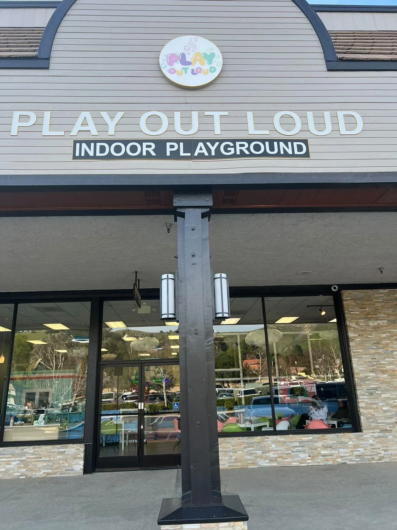 Play Out Loud Indoor Playground in Agoura Hills — Conejo Valley Guide ...