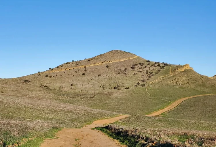 Lang Ranch/Woodridge Open Space Trails in Thousand Oaks — Conejo Valley ...