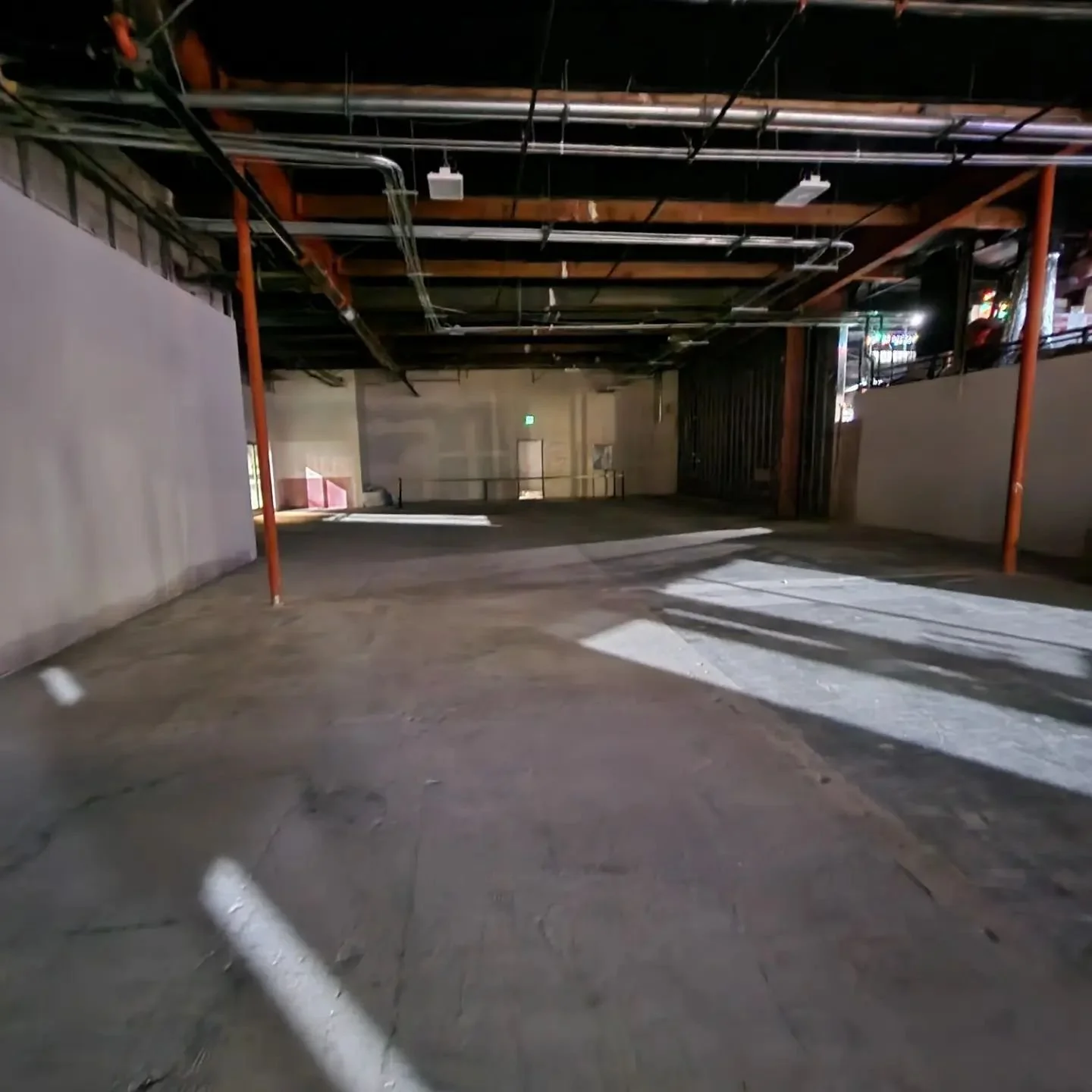 Sunset Terrace Restaurant & Lounge in Thousand Oaks Looks to Open Four ...