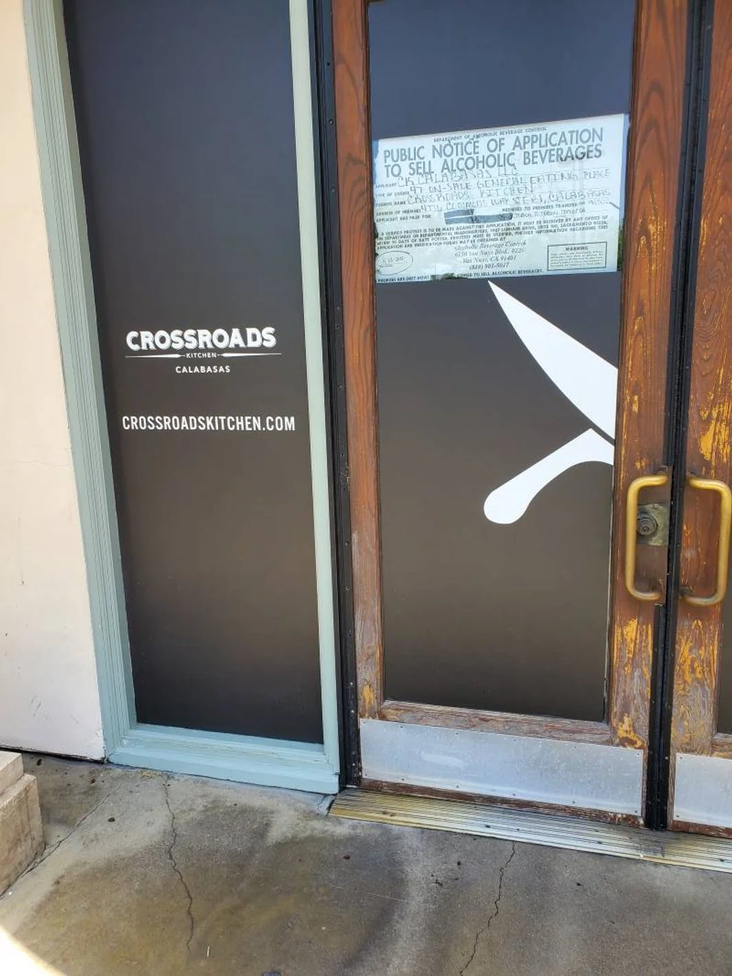 Crossroads Kitchen Coming to The Commons at Calabasas — Conejo Valley ...