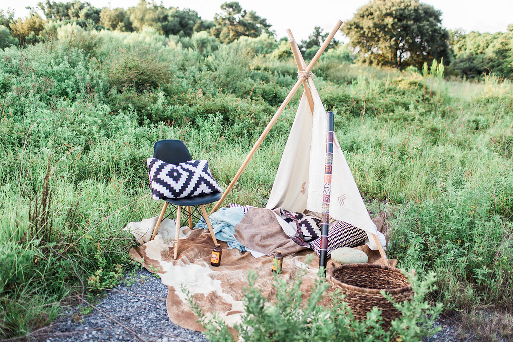 STYLED SHOOT: Australian Outback — Ivory & Beau
