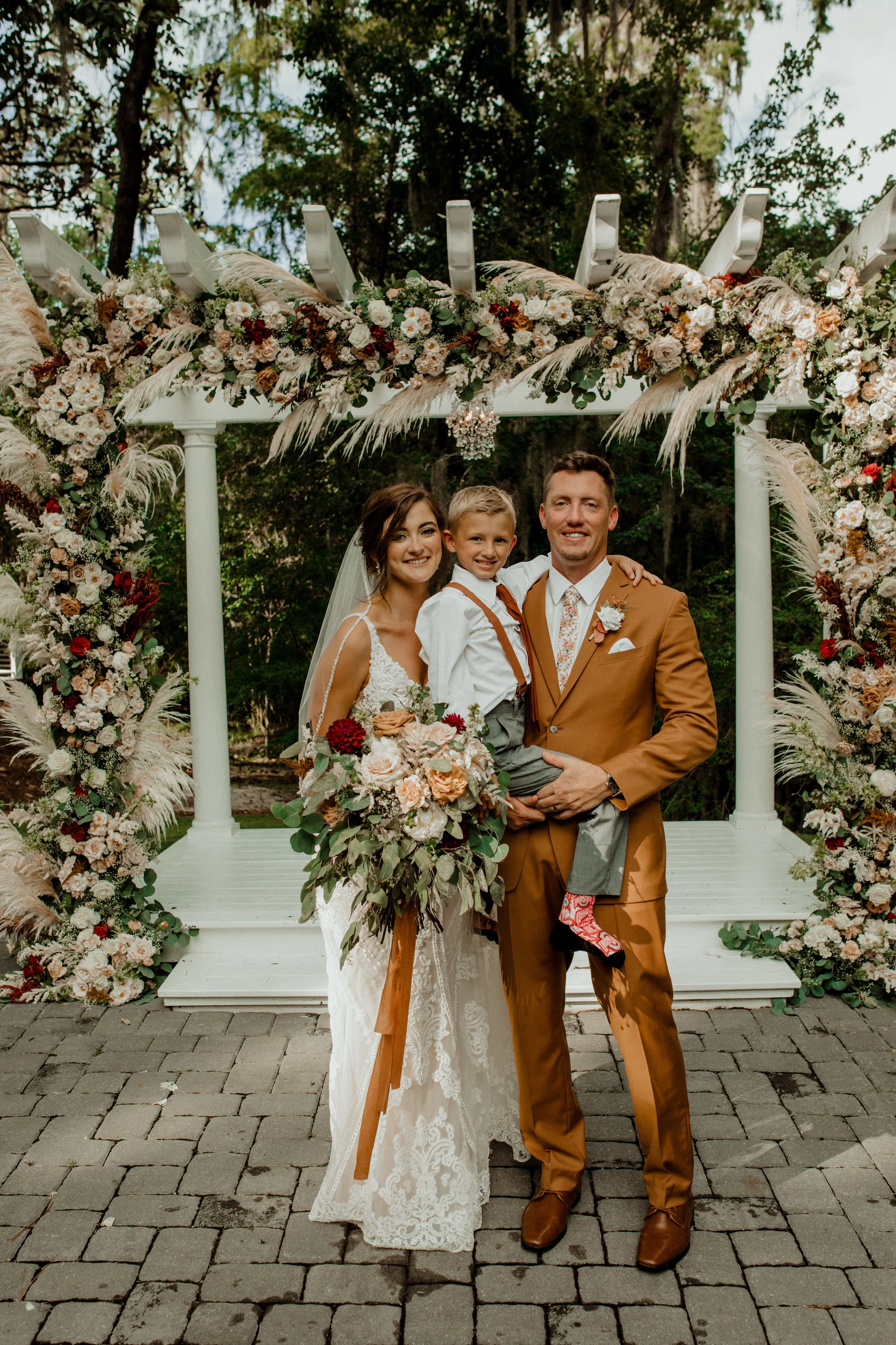 Ivory & Beau Florals: Kaitlin & Elijah — Ivory & Beau