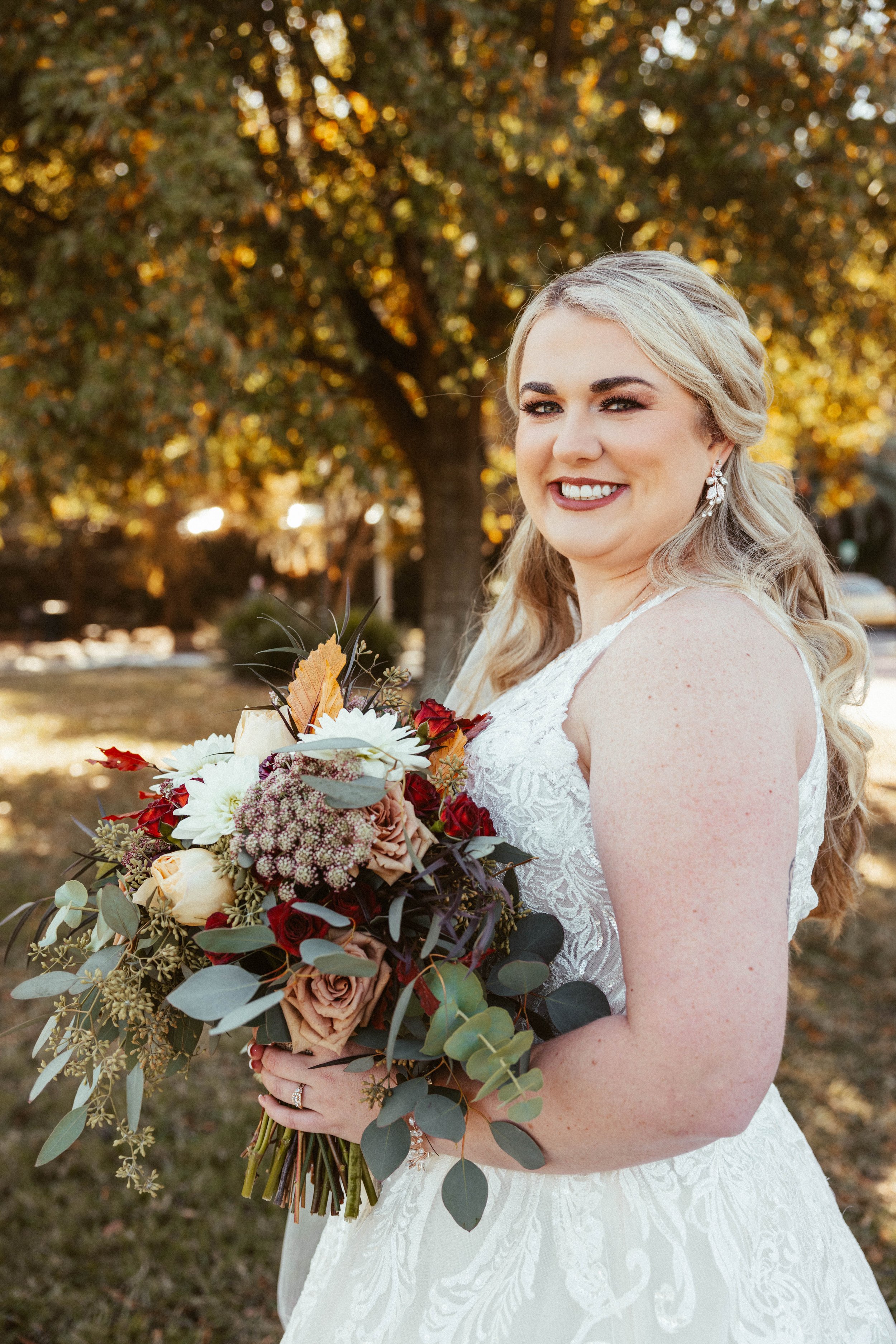 Ansley + Matthew's Romantic Autumn Wedding in Downtown Savannah, GA ...
