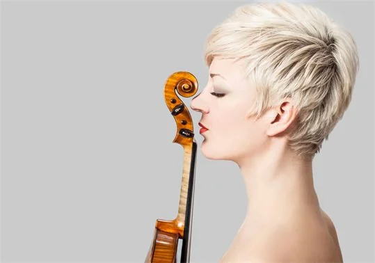 Entertainment - Showbiz International