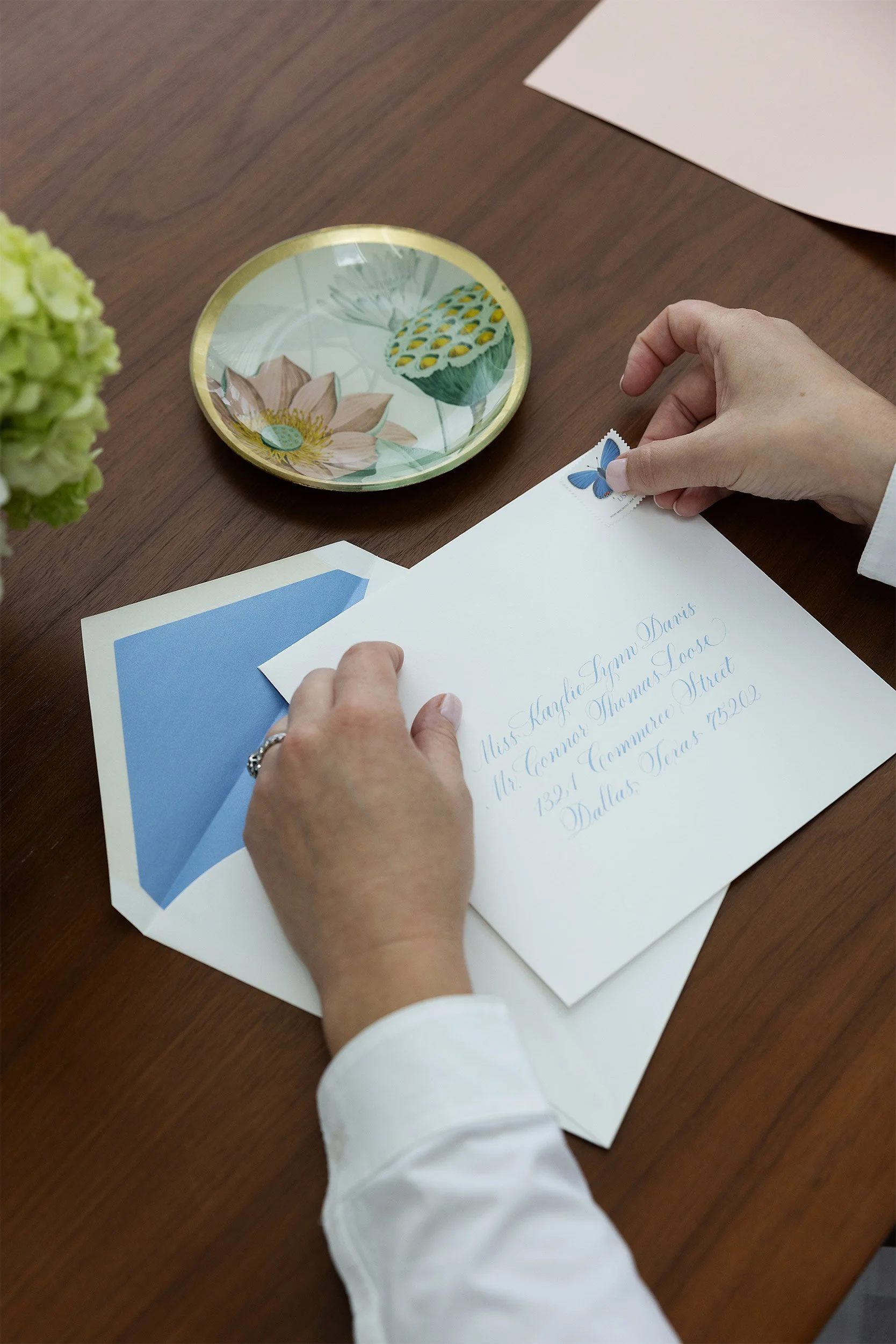 NAVIGATING THE ETIQUETTE OF WEDDING INVITATIONS