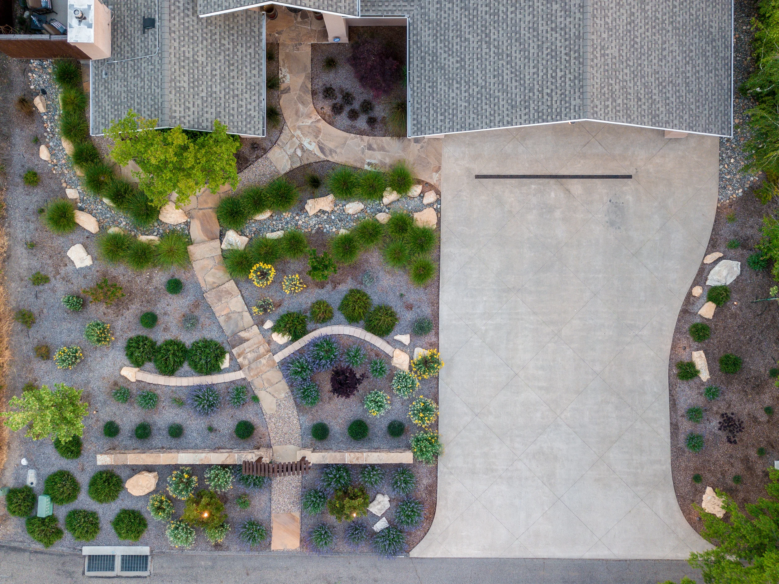 Earth-Pavers — Native Landscape Creations