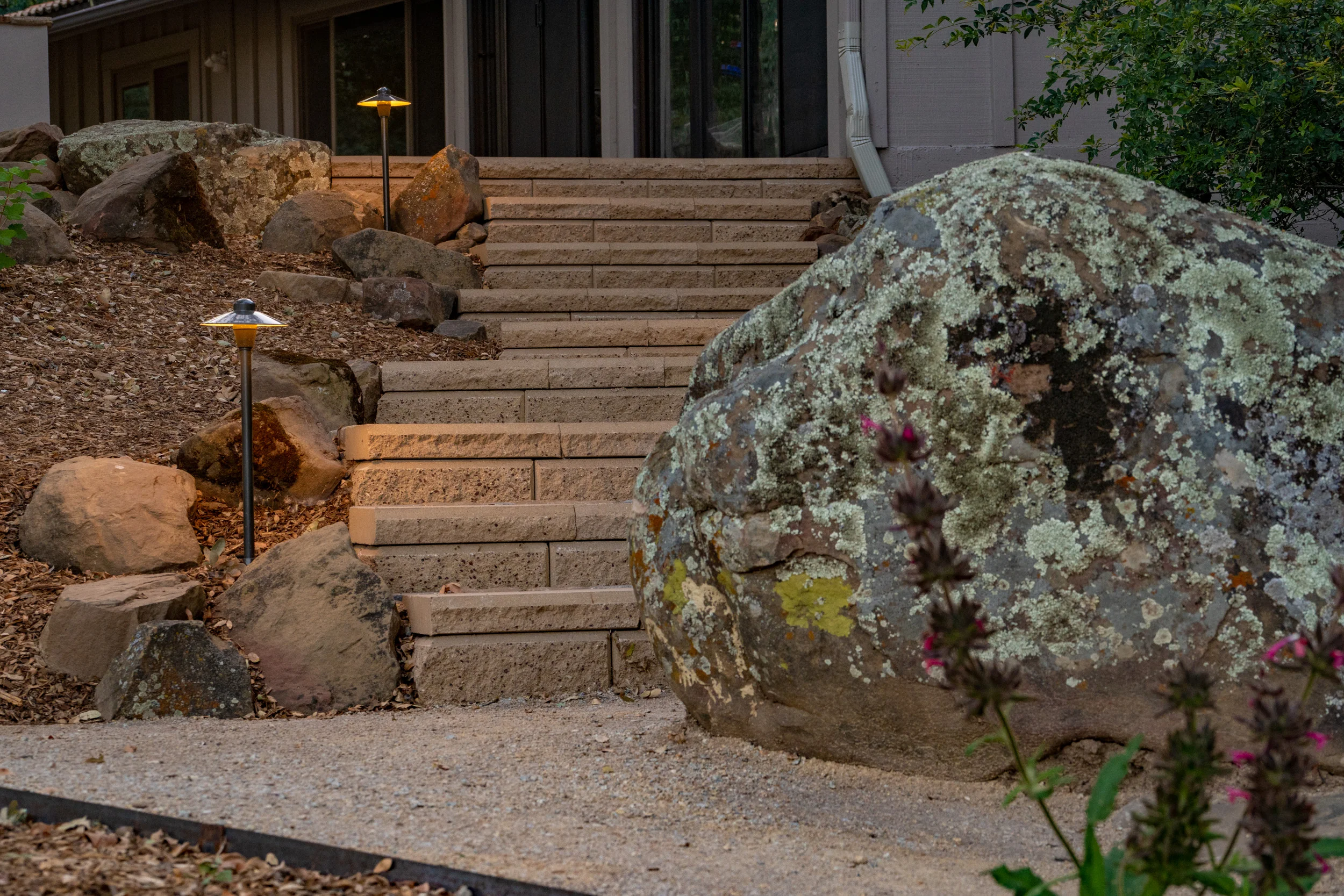 Earth-Pavers — Native Landscape Creations