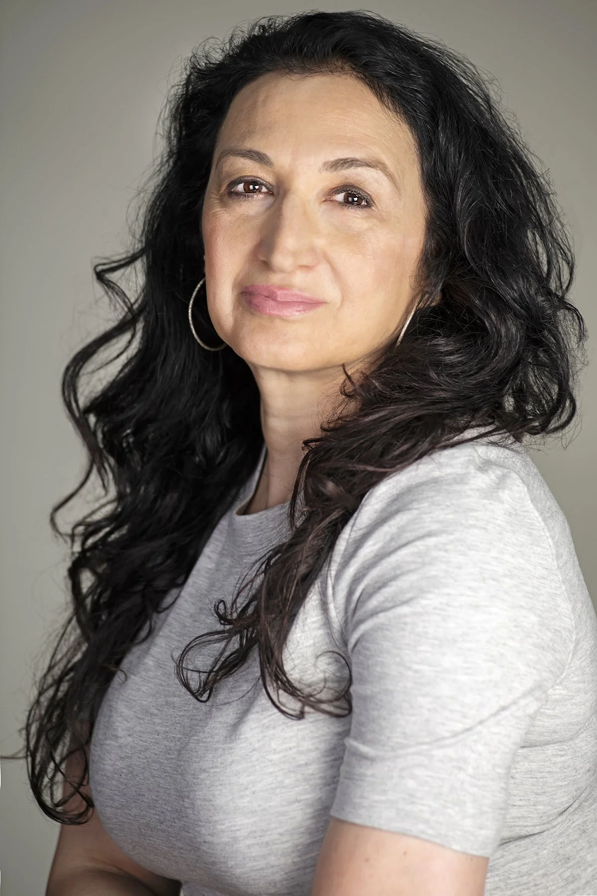 Power Q & A with Niloufar-Lily Soltani — River Street Writing