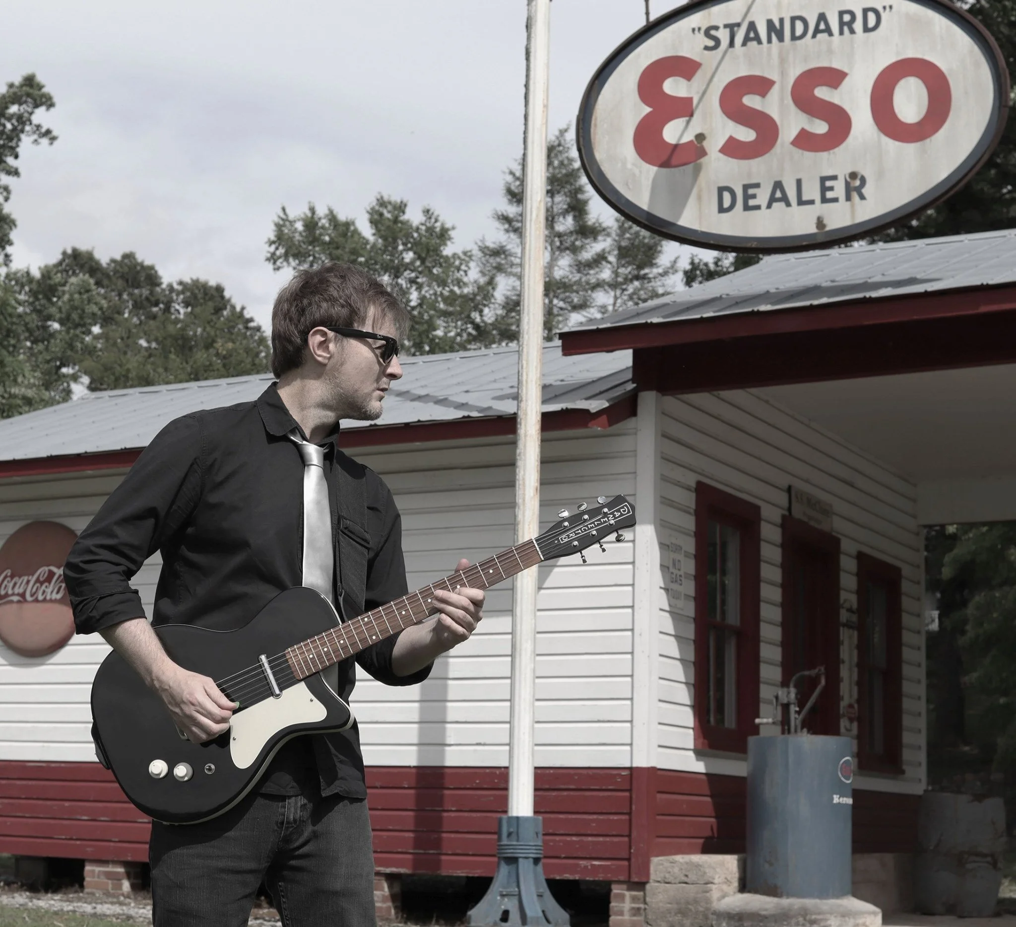 Live Music on the Roof: Chris Wayne — Whistle Stop at the American Cafe