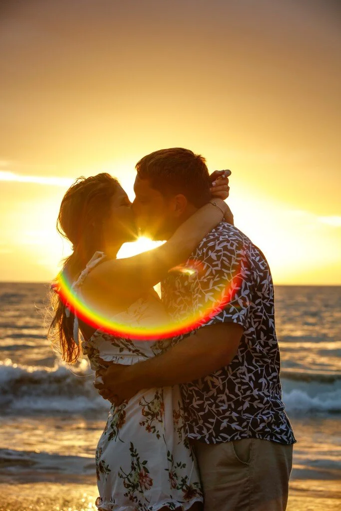 Couple Photography: Love under the Hawaiian Sun — Pacific Dream ...