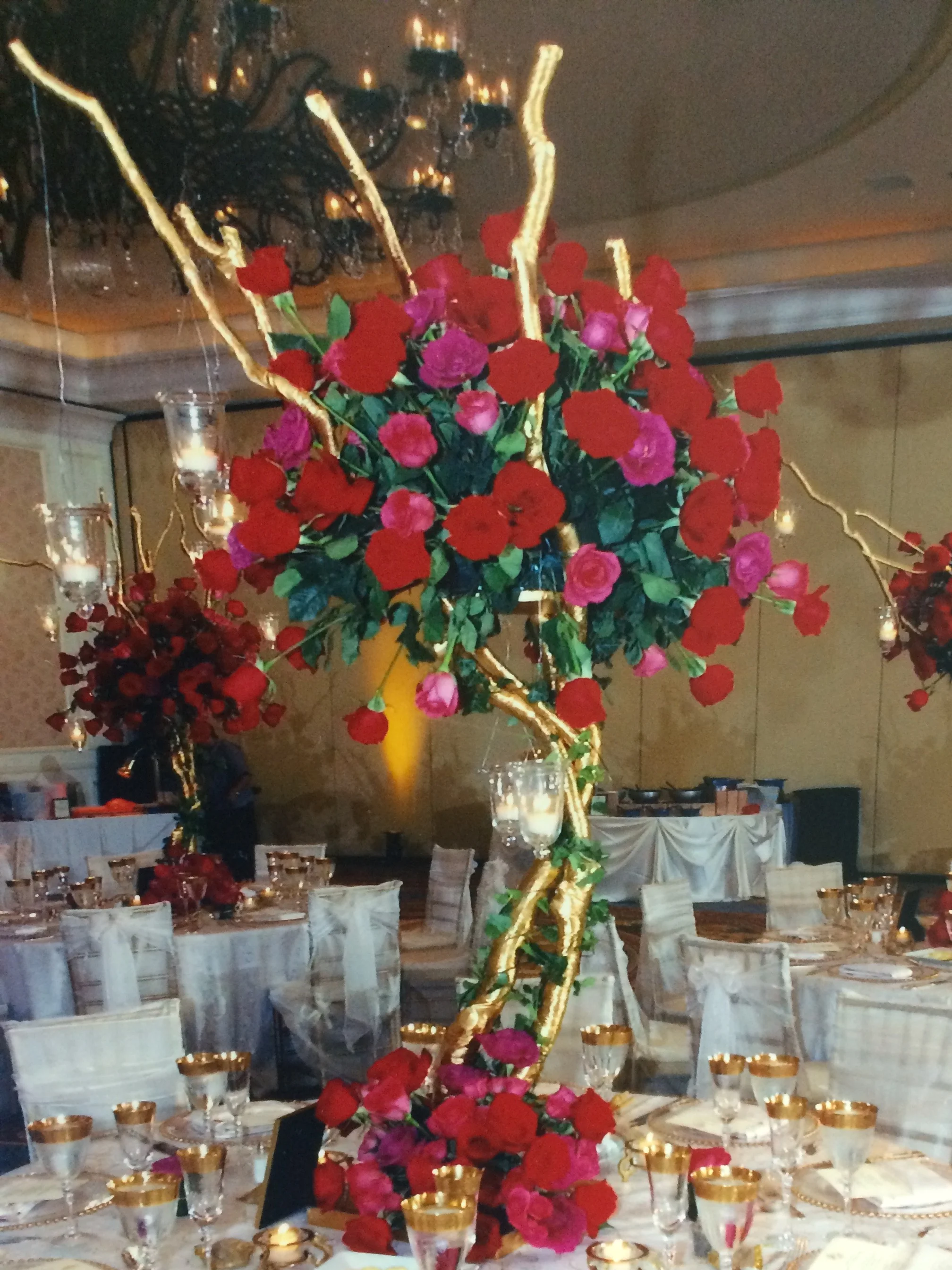 Tree Table Centerpieces or Branches Structures — Raining Roses ...