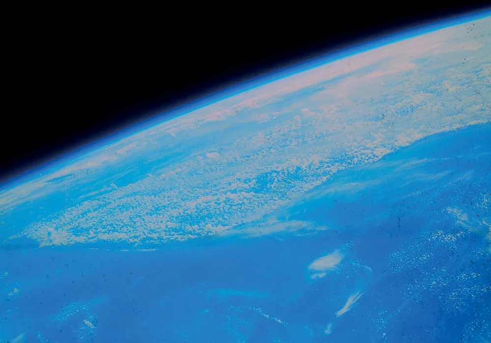 See the ZEISS technology used throughout each apollo mission — Optical ...