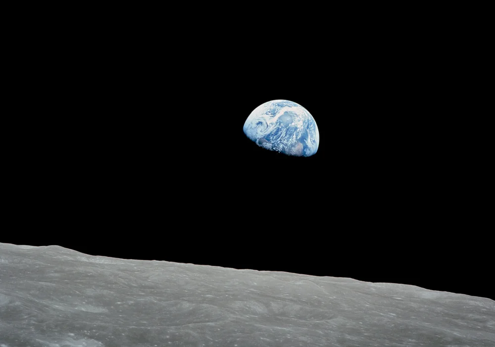 See the ZEISS technology used throughout each apollo mission — Optical ...