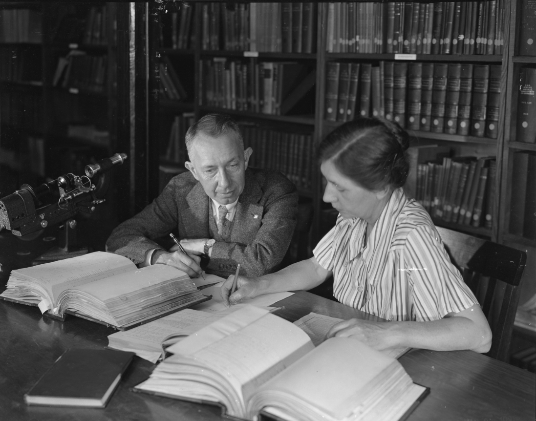 Explore the optical industry history and beginnings from 1833 — Optical ...