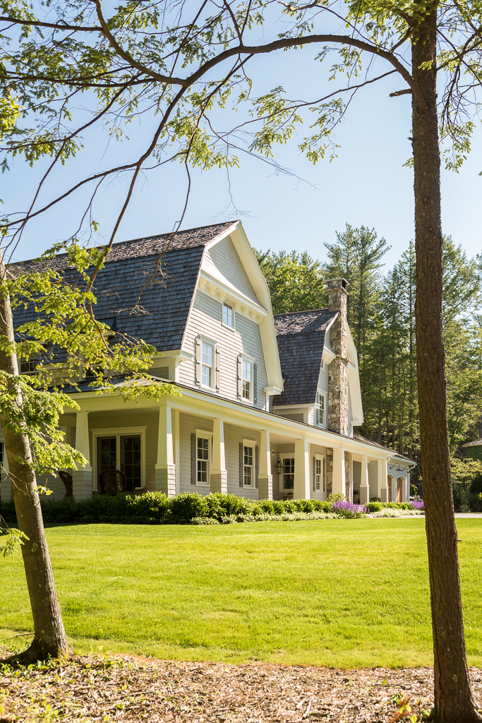 Hamptons-inspired Farmhouse page — Nicola's Home