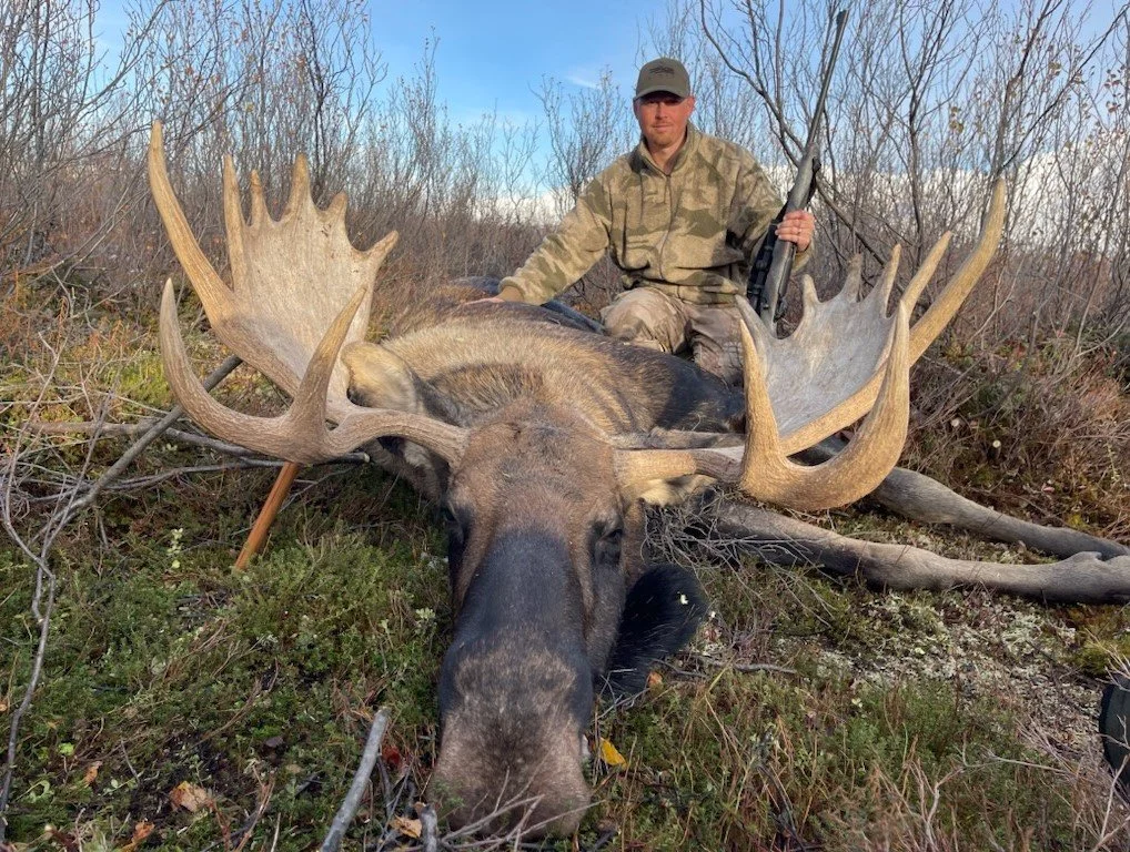 MooseMy Hunting StoriesHunting Adventures with Roger Morris