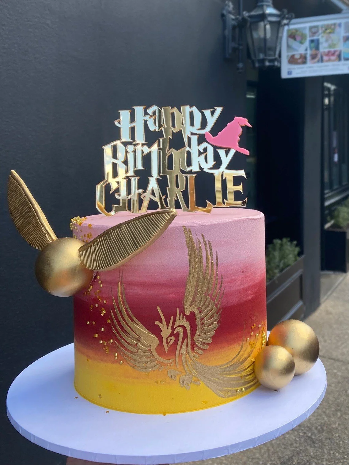 Novelty Cakes — Vanilla Pod