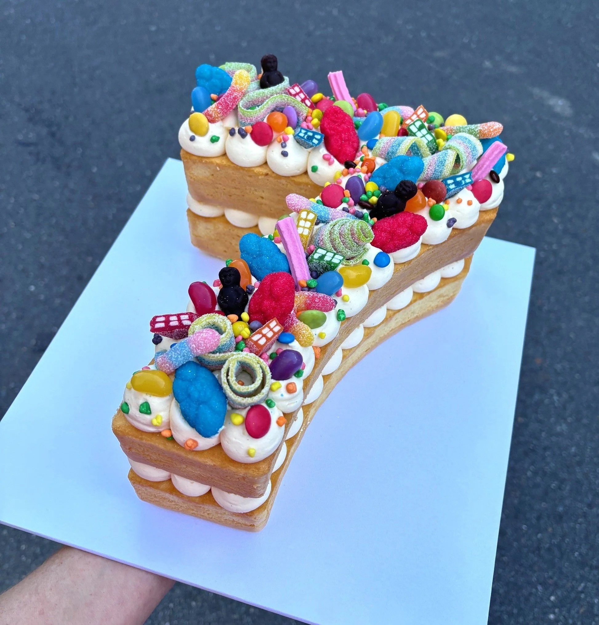 Number cake with candy crush — Vanilla Pod