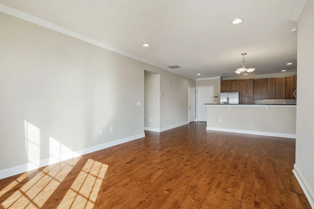 700 Commodore Court #2718 — Philly Home Girls