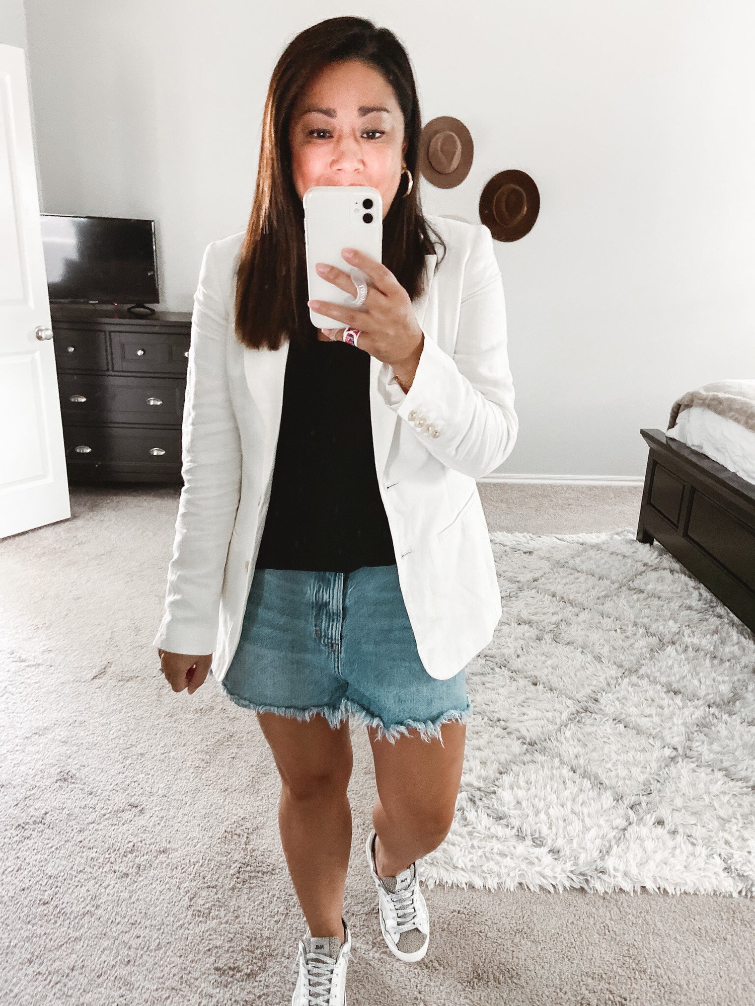4 Ways To Style A Linen Blazer — Hey Thuy