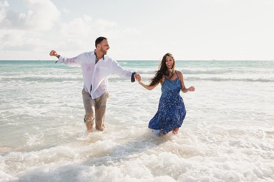Ariel & Vincent Engagement Session at South Pointe Park & Beach ...