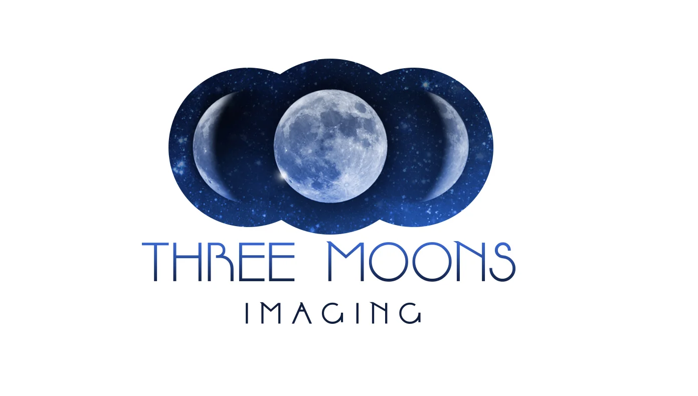 Logo Three Moons