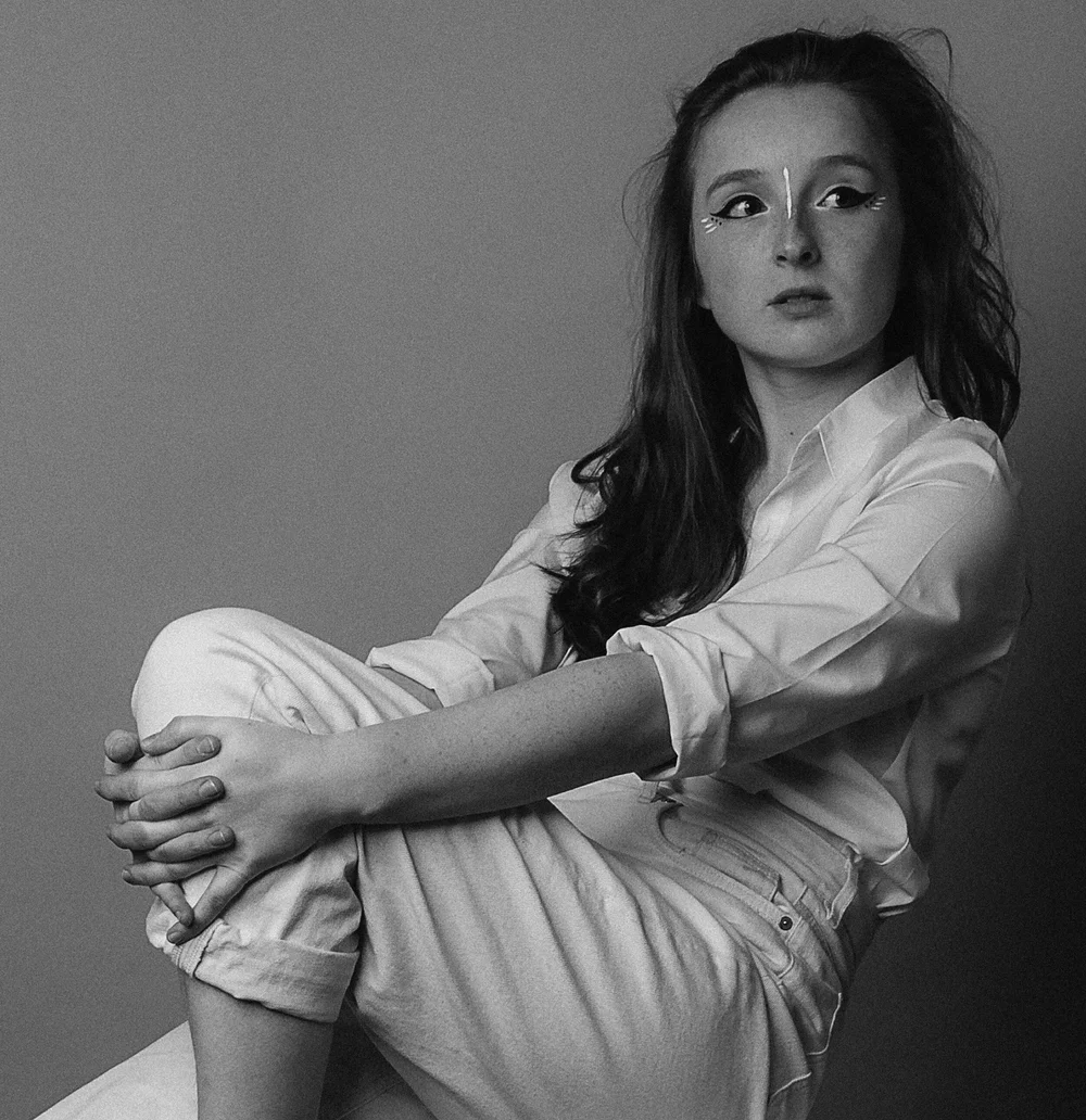 Zoe Graham — Off The Record