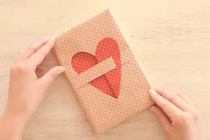 3 Unique Ways to Wrap Books — Shiho Masuda Gift Wrapping
