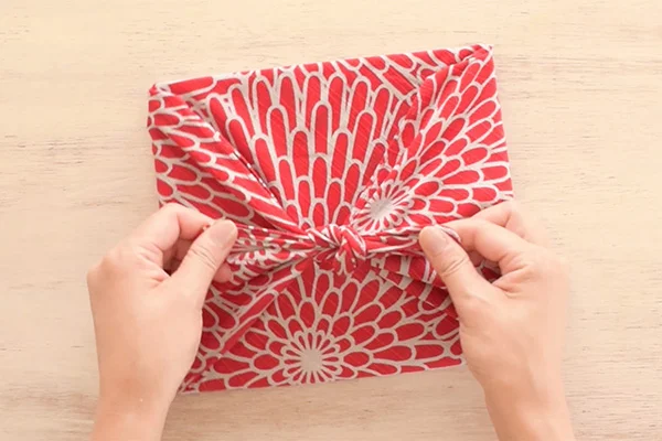 3 Creative Gift Wrapping Ideas for Books — Shiho Masuda Gift Wrapping