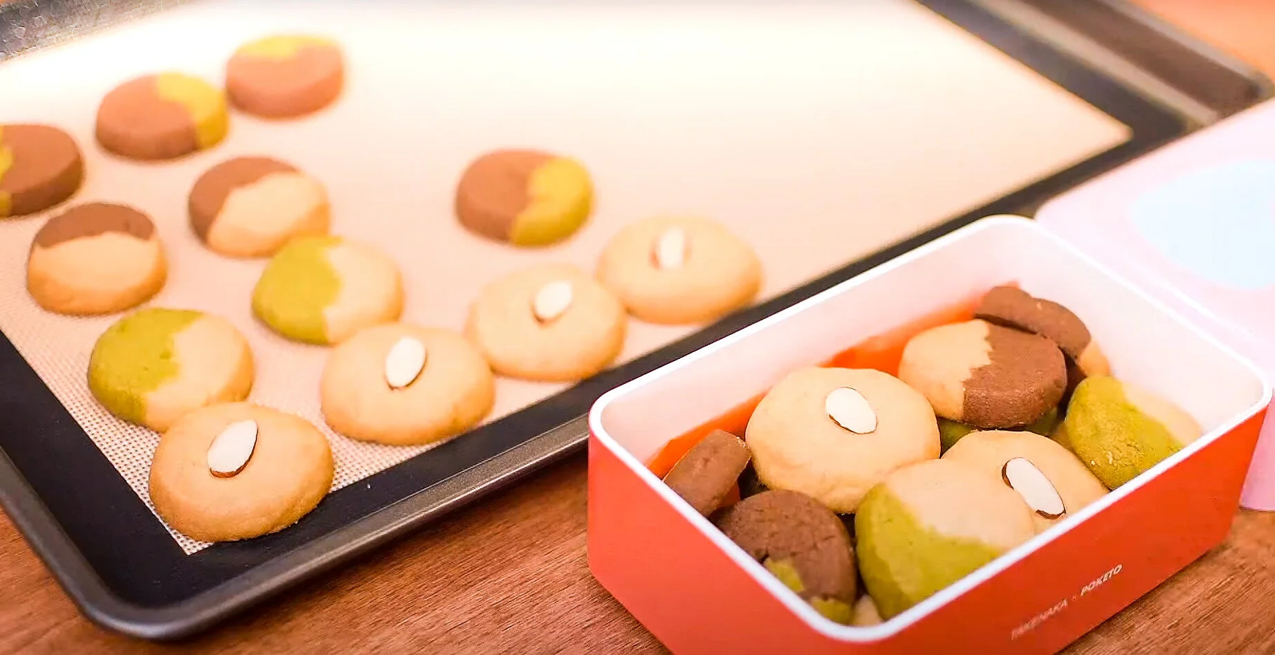 A sweet AND eco-friendly gift, in a bento box — Shiho Masuda Gift Wrapping