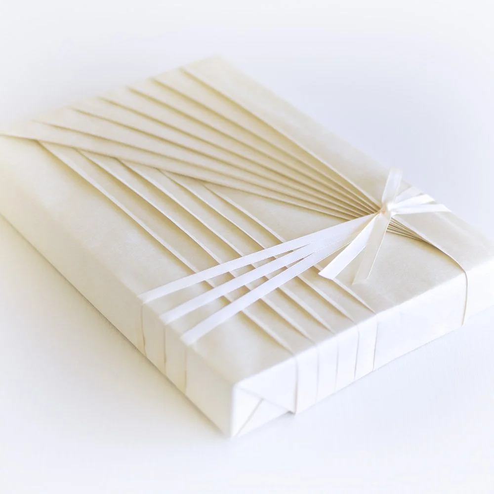 How to create neat fan pleats — Shiho Masuda Gift Wrapping