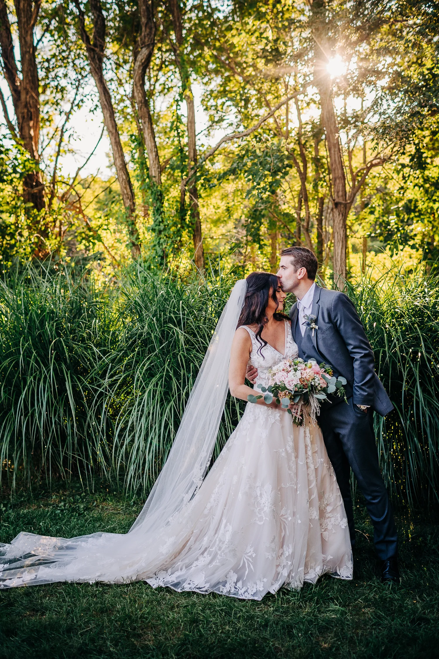 Red Maple Vineyard Wedding - Sweet Alice Photography