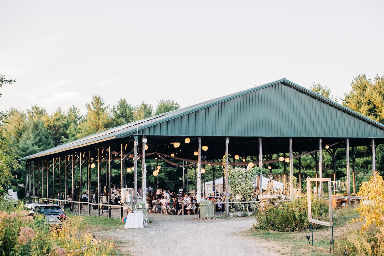 Rustic Ridge View Farm Wedding - Sweet Alice Photography