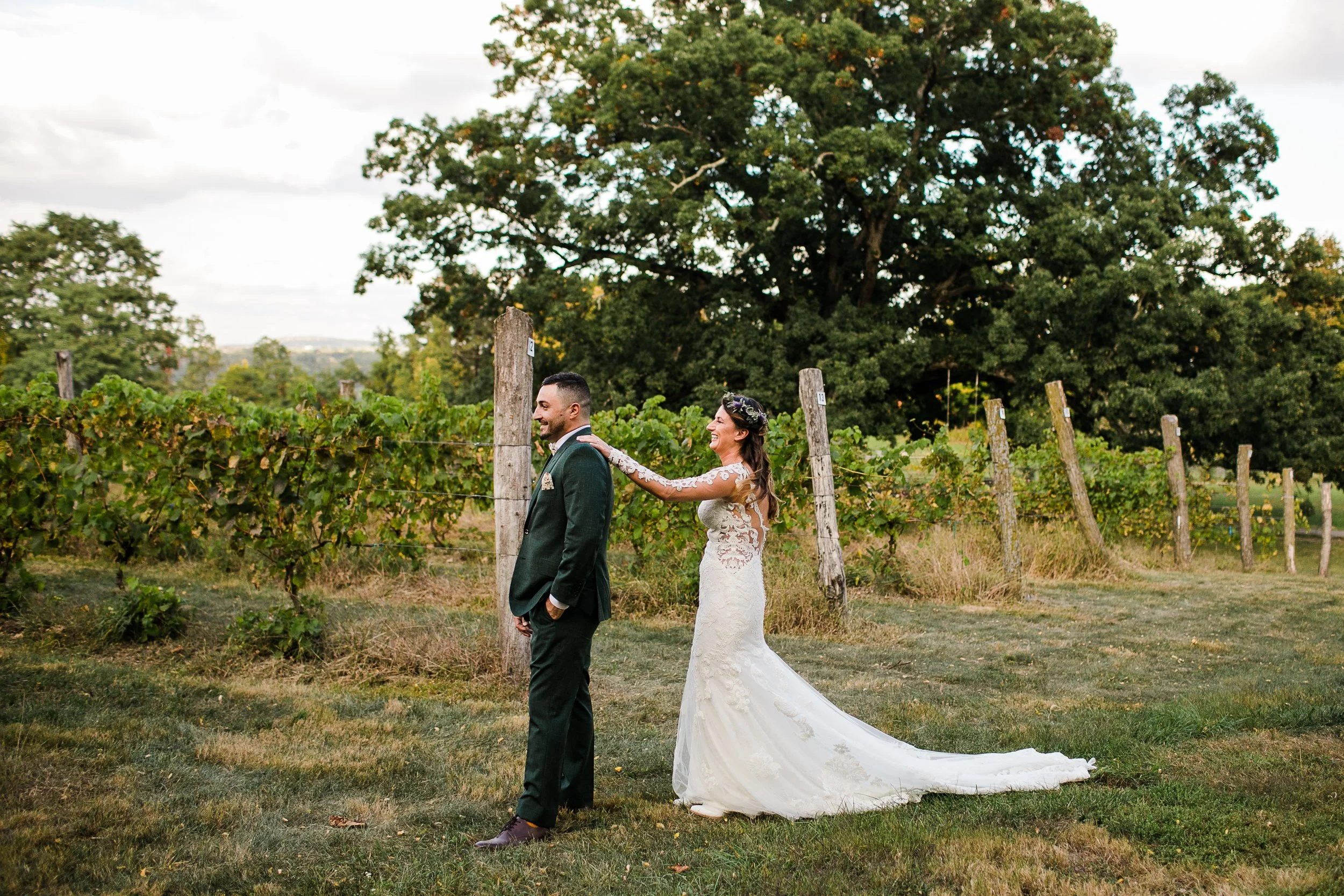 Red Maple Vineyard Wedding - Sweet Alice Photography