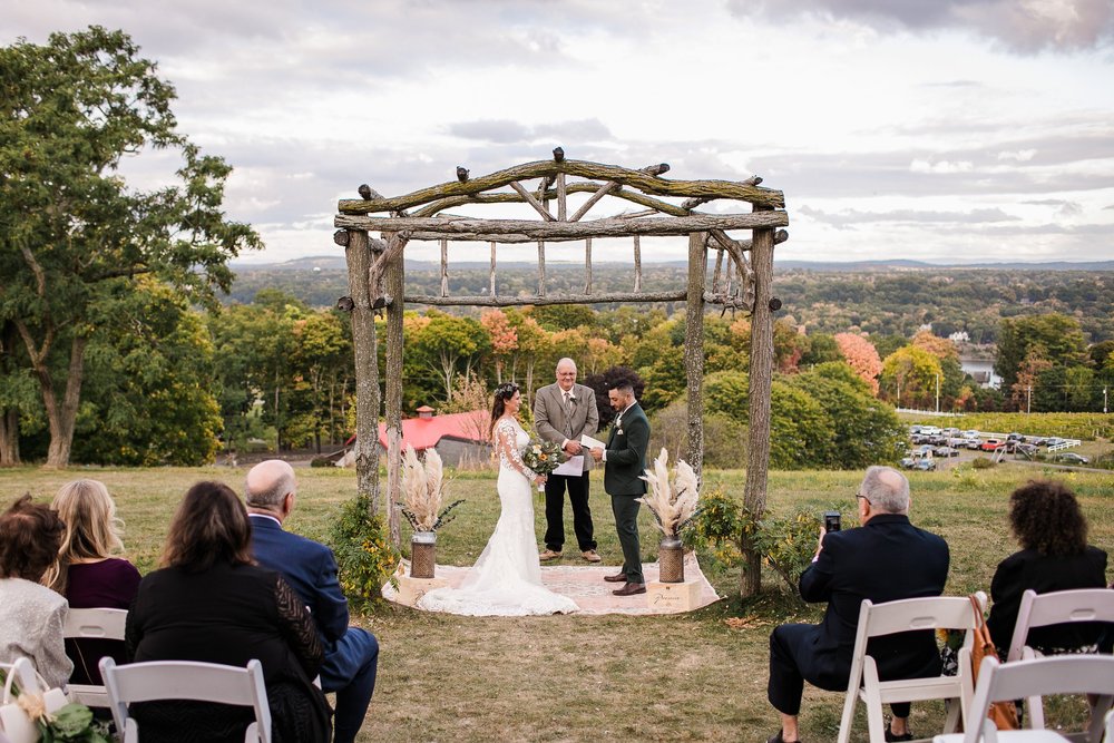 Red Maple Vineyard Wedding - Sweet Alice Photography