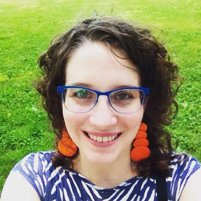 About — Lyons and Tigers - Darcy Lyons