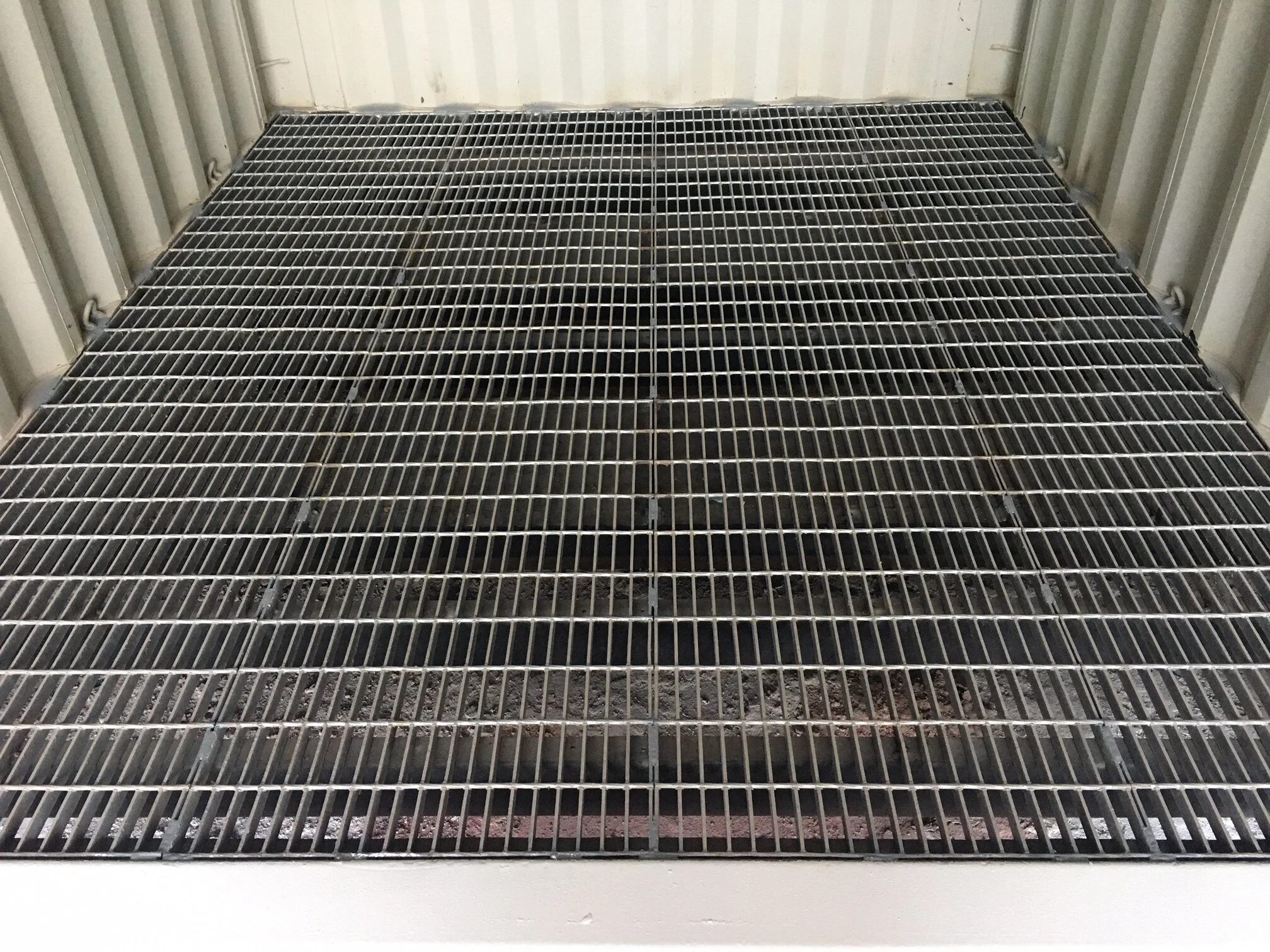 Floor grating — CONTAINERHOUSE